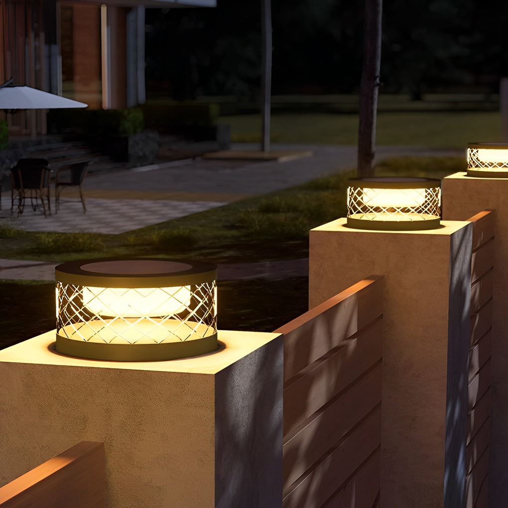 Round Creative Acrylic Waterproof Black Modern Solar Post Caps Lights ...