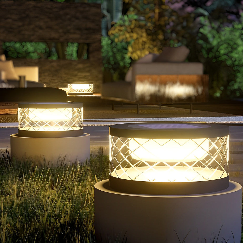 Round Creative Acrylic Waterproof Black Modern Solar Post Caps Lights ...