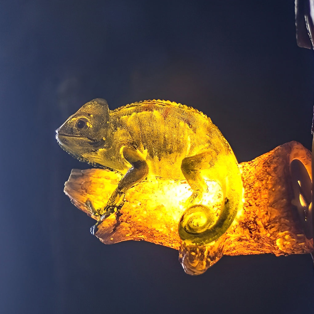 Resin Simulation Animal Parrot Shape 24V LED Waterproof Outdoor Lights ...