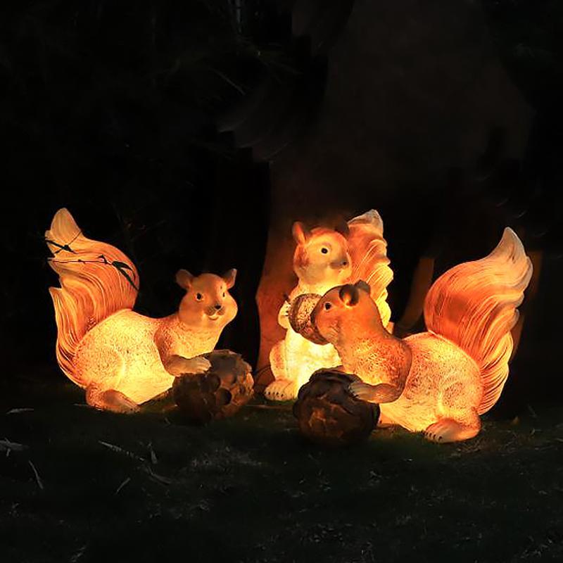 Resin Squirrel Outdoor Garden Light Modern LED Waterproof Landscape ...
