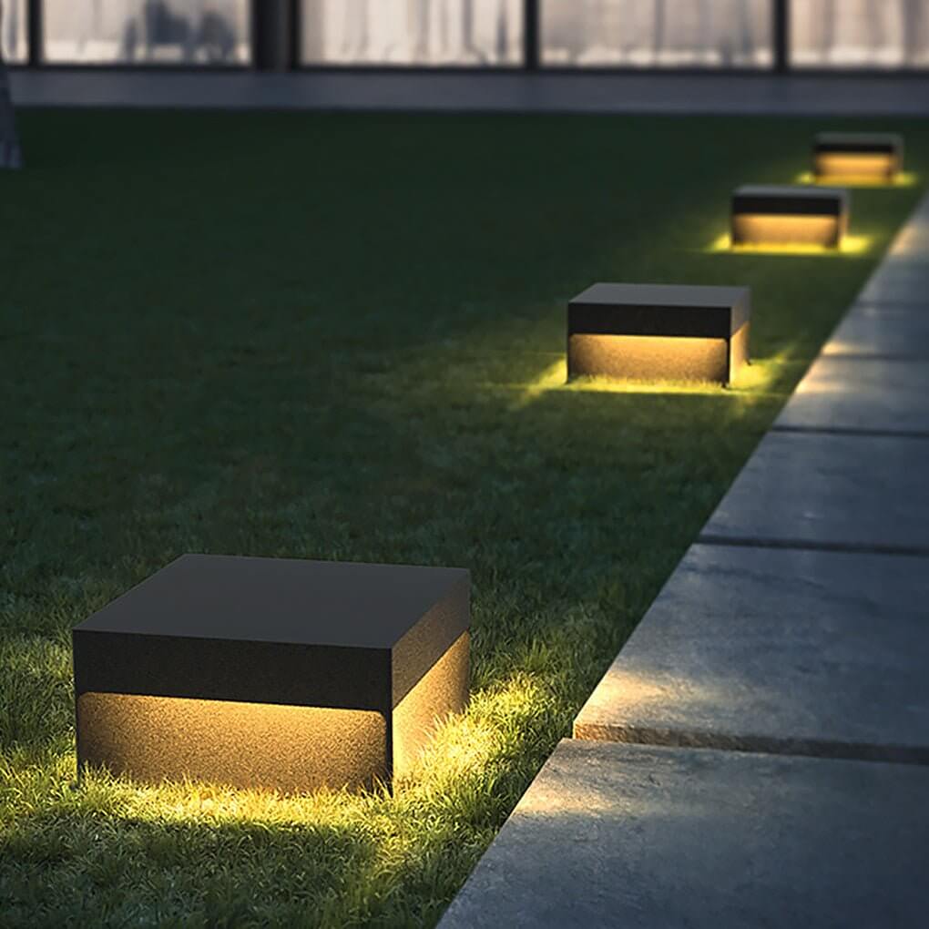 Square Waterproof LED Solar Modern Outdoor Fence Post Lights Pillar ...
